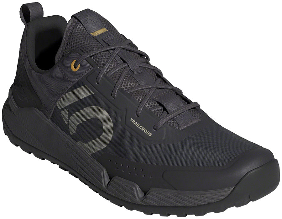 Trailcross LT Shoes - Men's Charcoal/Putty Gray/Oat 10 – Howler Bike Park